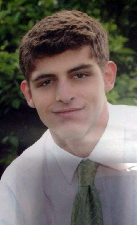 Nicholas Smelcer Makes Wheaton Dean’s List - The Lincoln County News