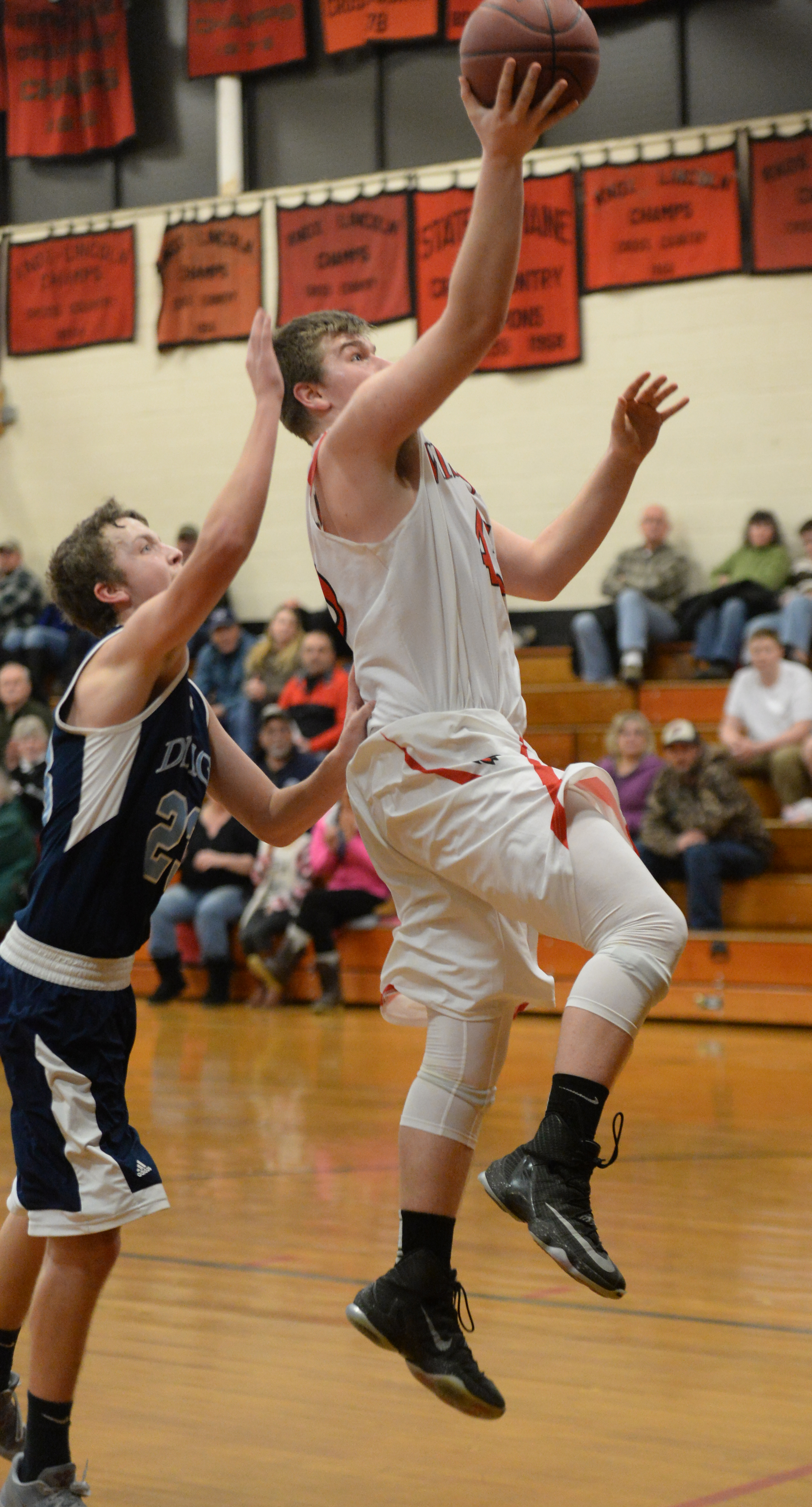 Zach Reed drives inside for the Wolverines. (Paula Roberts photo) - The ...