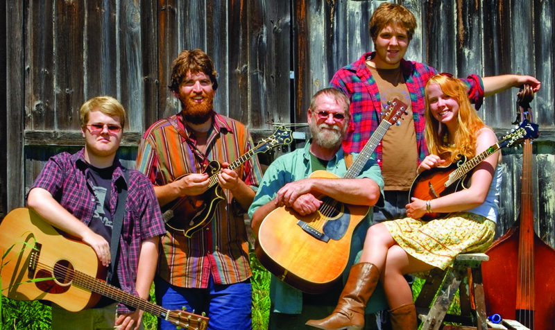 Sandy River Ramblers at Lobster and More - The Lincoln County News