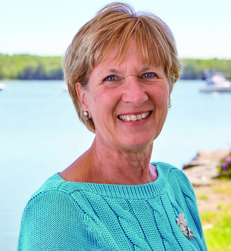 Realtor Lorrie Zeiner Earns 30-Year Award - The Lincoln County News