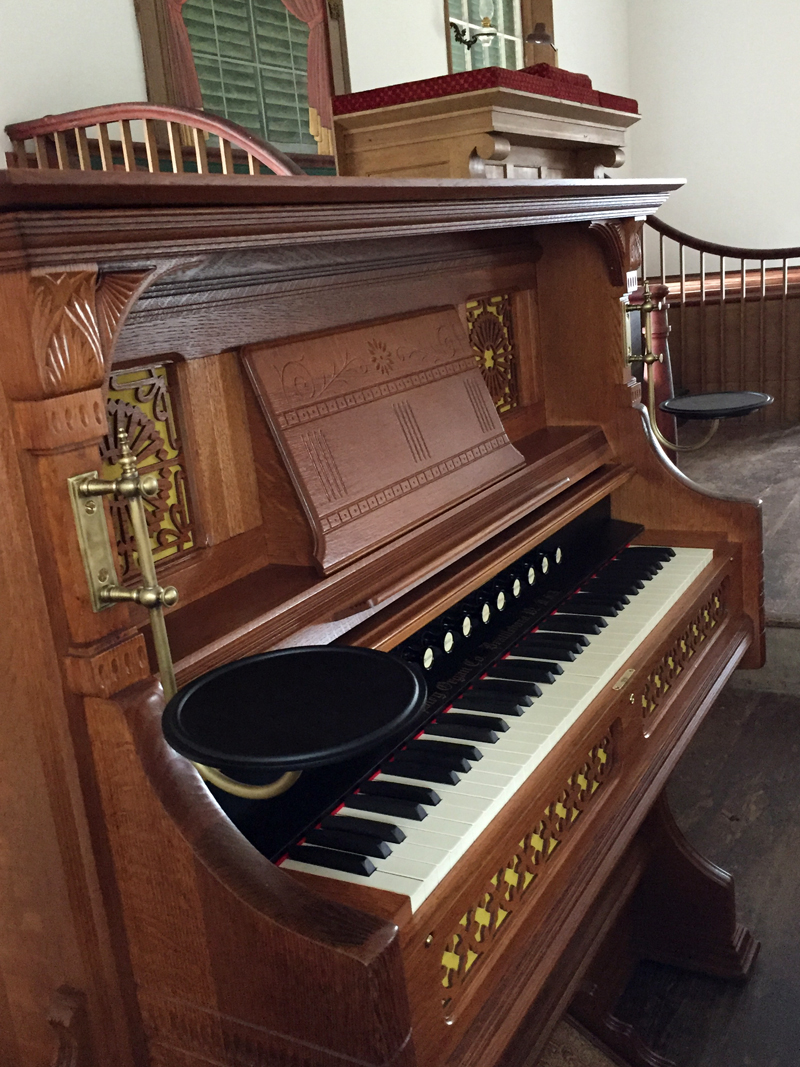 Pump Organ Demonstration - The Lincoln County News