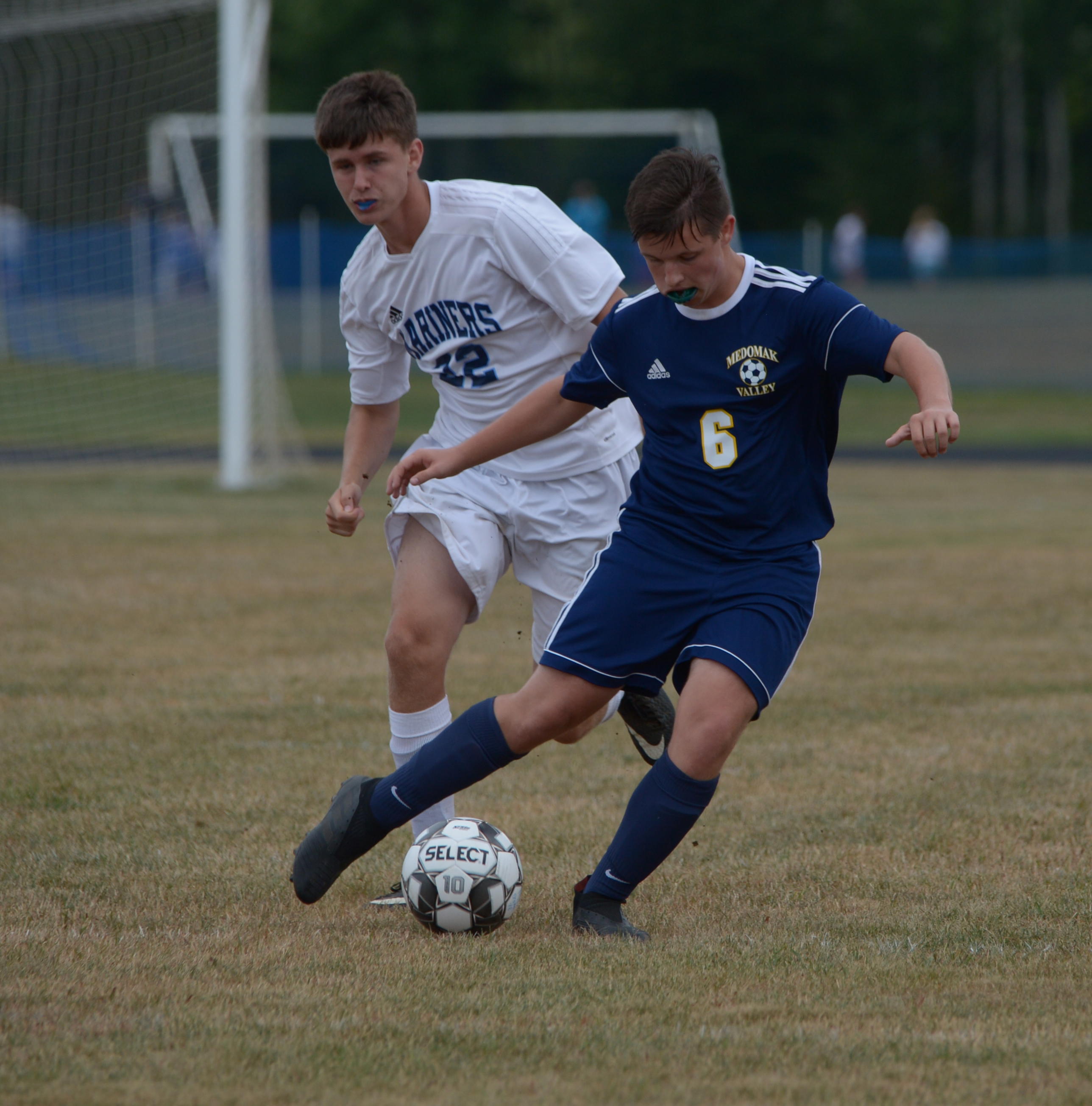 Panthers sweep Mariners - The Lincoln County News