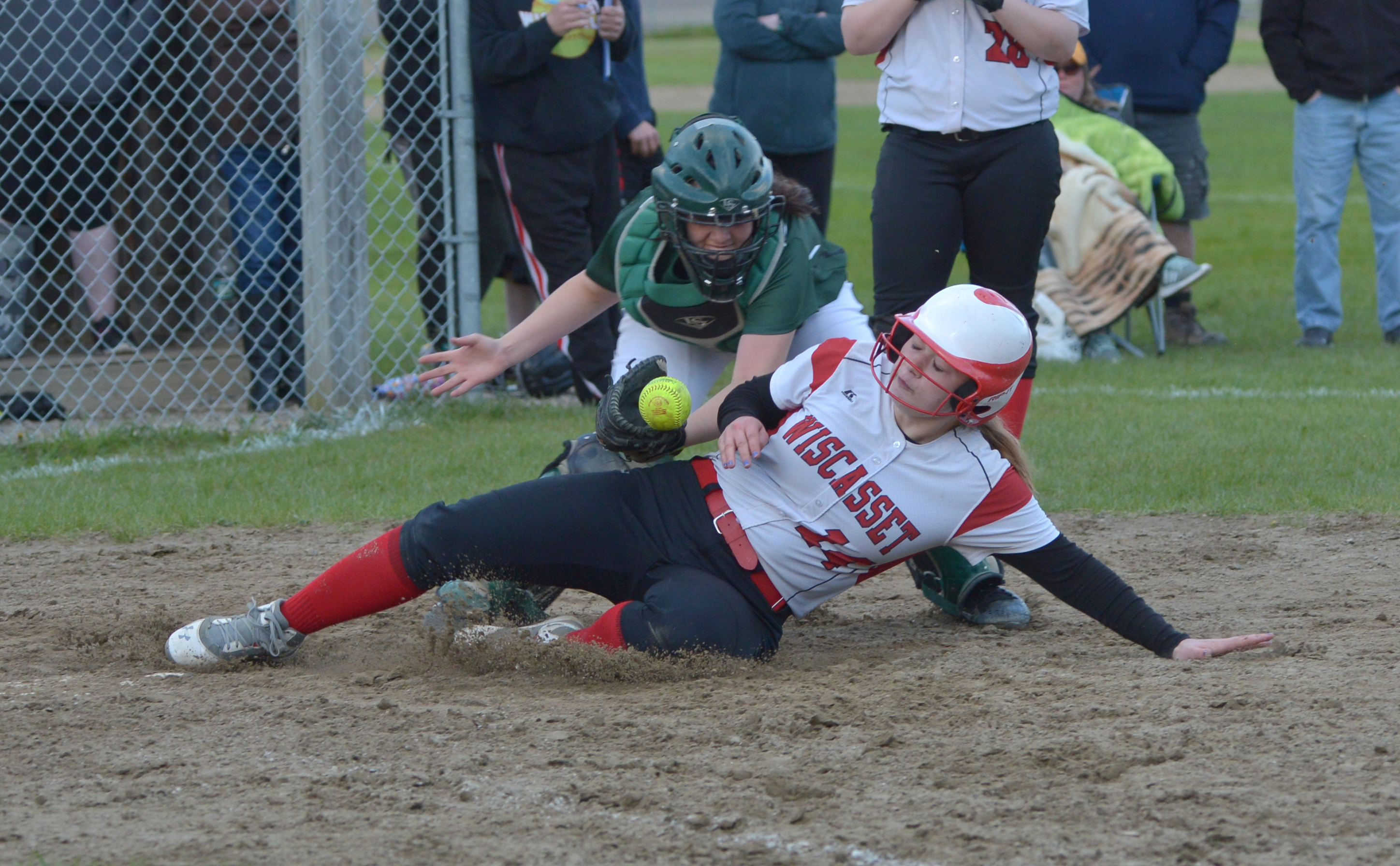 Wiscasset softball drops double header - The Lincoln County News