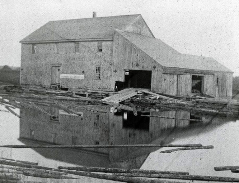 Two Families Dominated Old Mill's History - The Lincoln County News