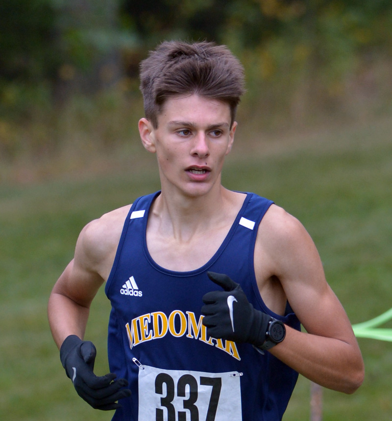 Daigle Breaks Medomak 3200m Record - The Lincoln County News