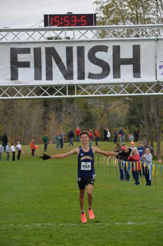 Connor Daigle Wins North B Regional Cross Country - The Lincoln County News