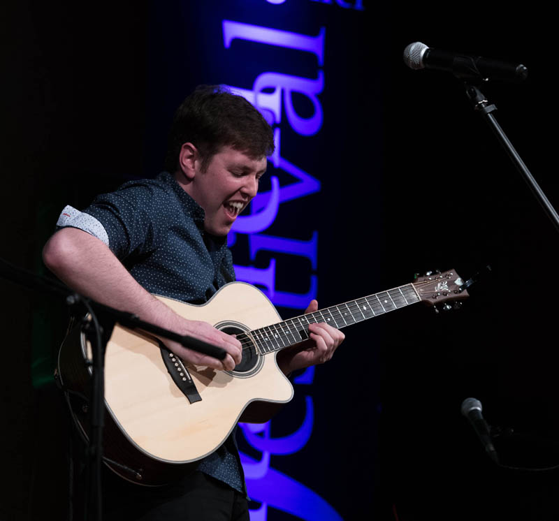 Virtuoso Guitarist Shane Hennessy on Stage in Boothbay Harbor - The ...