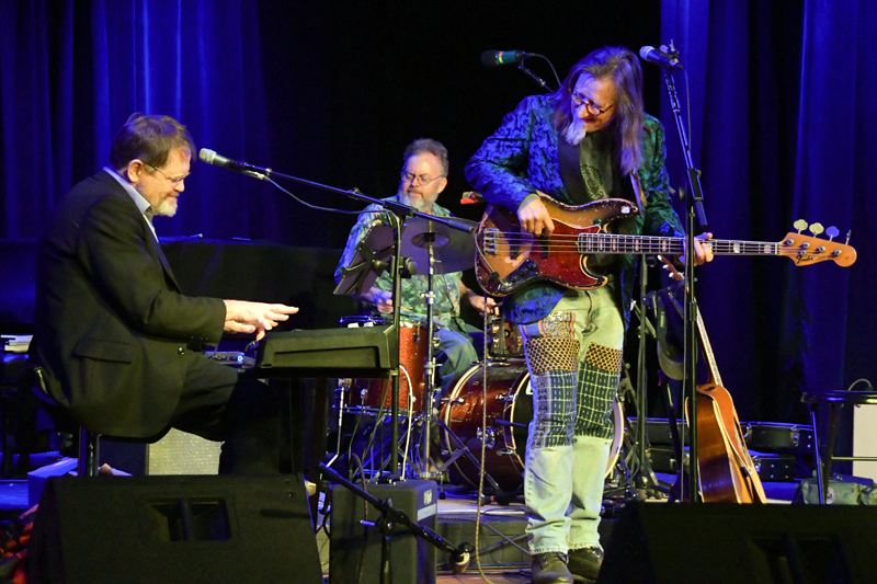 The Boneheads Take The Opera House Stage - The Lincoln County News