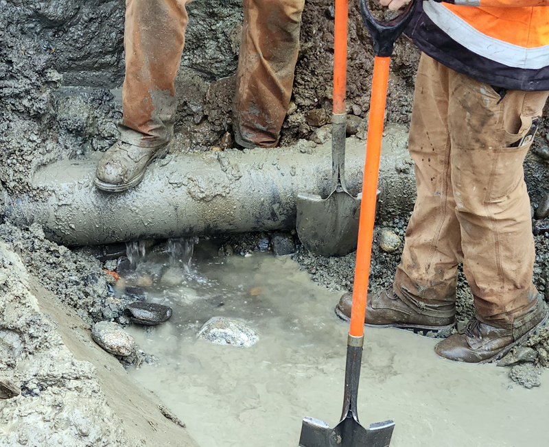 Water Main Breaks On Bristol Road - The Lincoln County News