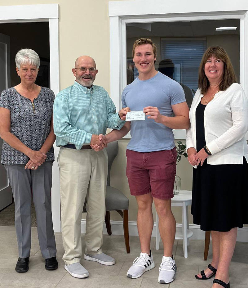 Farrin Receives Arthur Doe Scholarship - The Lincoln County News