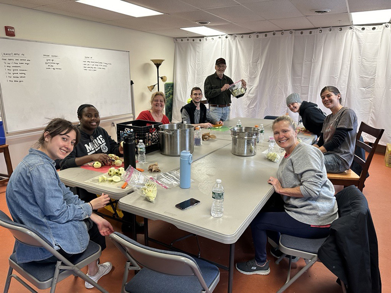 Bringing Food Home - The Lincoln County News