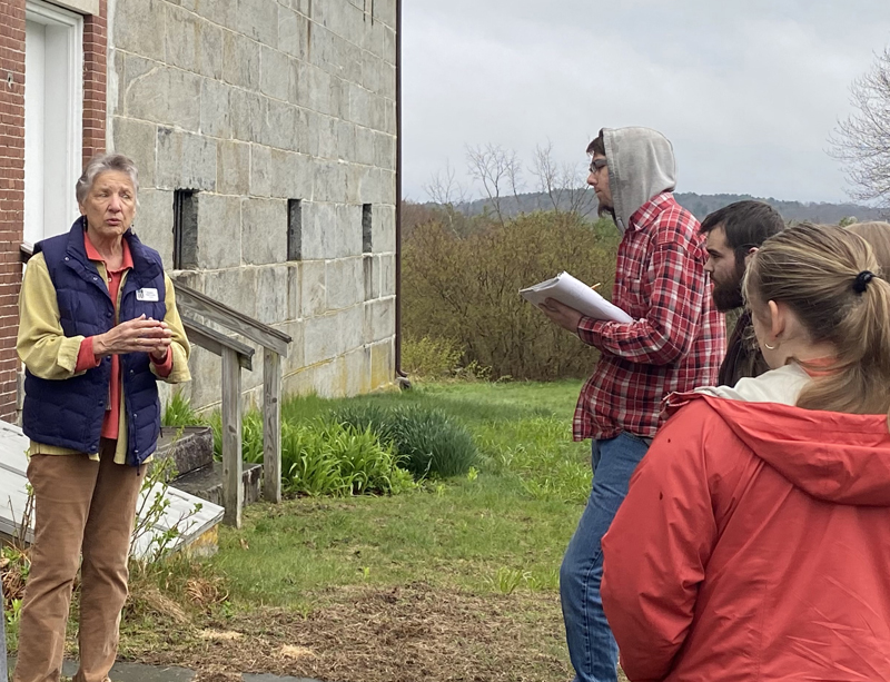 Wiscasset Students Study The Old Wiscasset Jail - The Lincoln County News