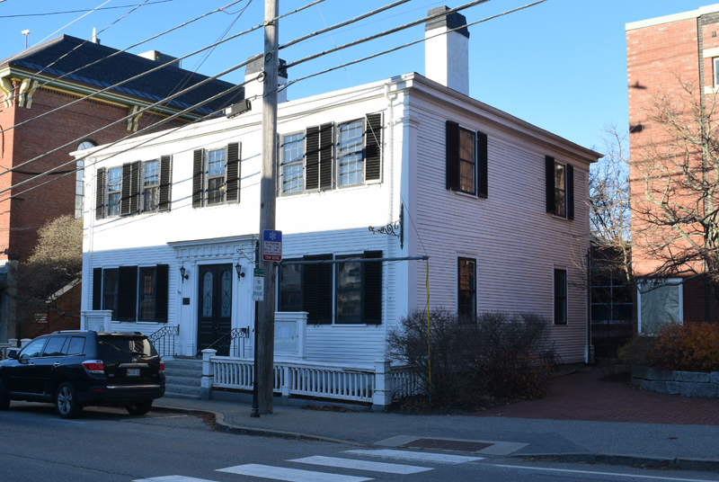 Stephen Coffin House Under New Management - The Lincoln County News