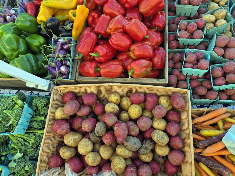 Bringing Food Home - The Lincoln County News