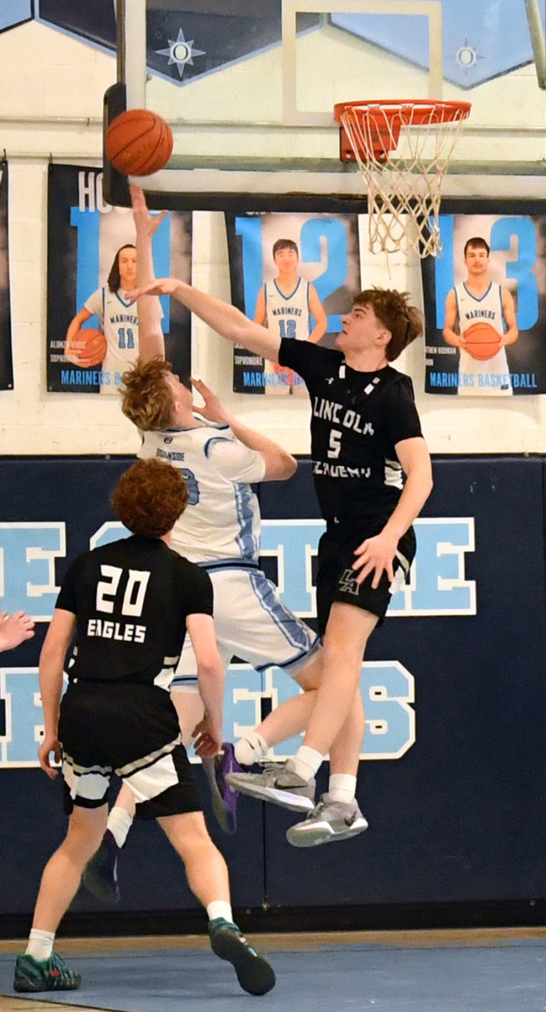 Underdog Eagle Boys Soar Past Mariners In OT Playoff Thriller - The ...